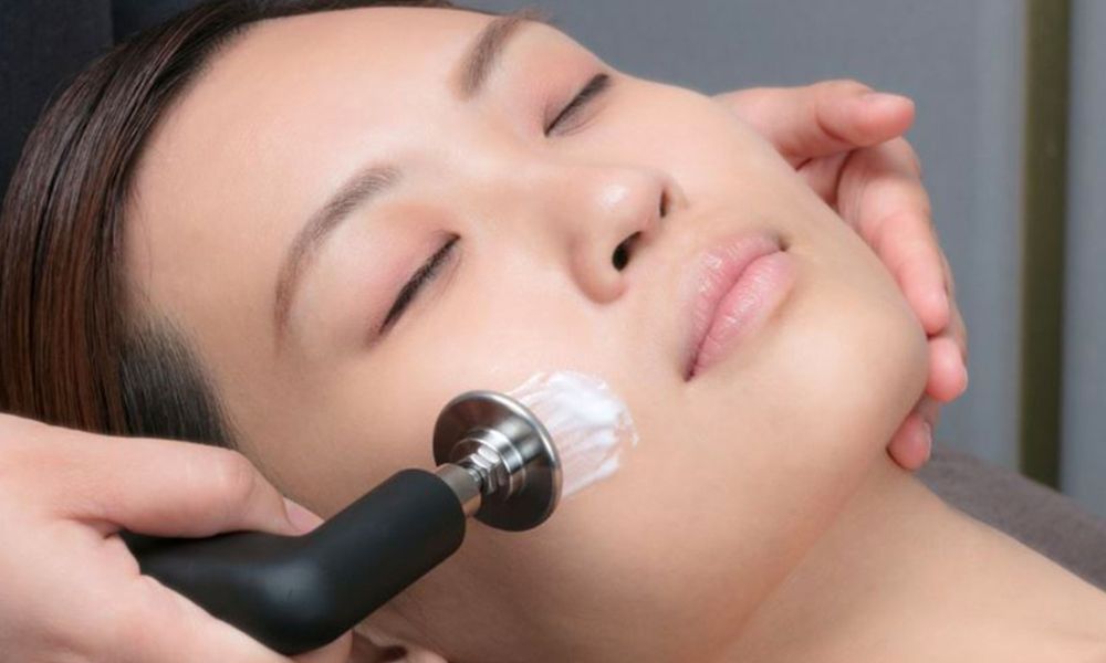 Facial Add-Ons – Porcelain Skin